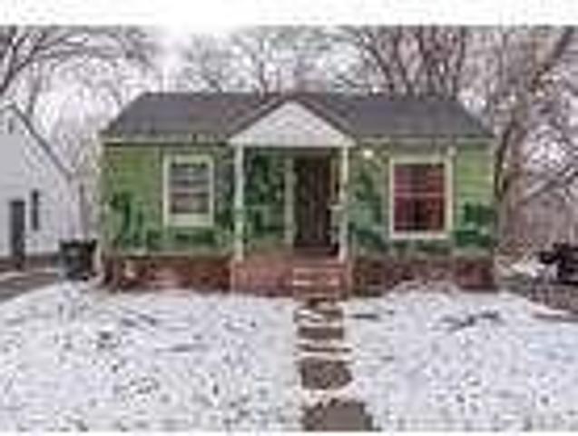 2 bedroom in Detroit MI 48235