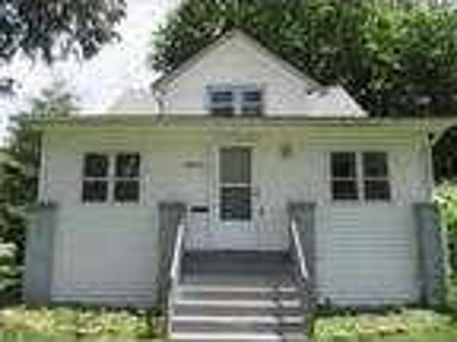 2 bedroom in Detroit Michigan 48219