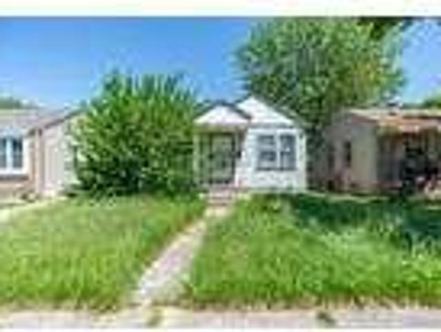 2 bedroom in Detroit Michigan 48234