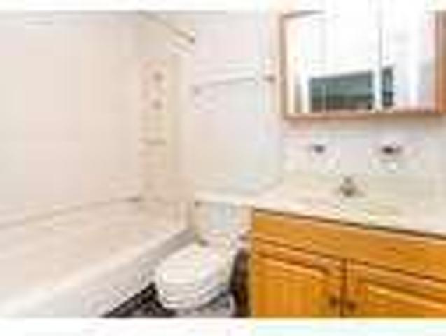 2 bedroom in East Brunswick NJ 08816