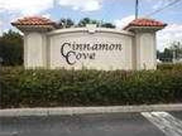 2 bedroom in Fort Myers Florida 33908