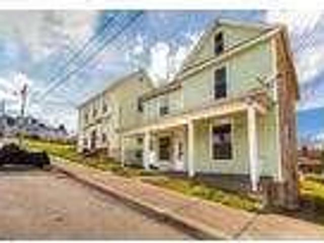 2 bedroom in Fairmont WV 26554