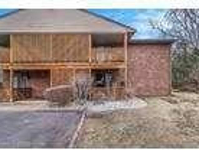 2 bedroom in Fraser MI 48026