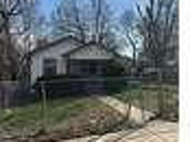 2 bedroom in Kansas City MO 64130
