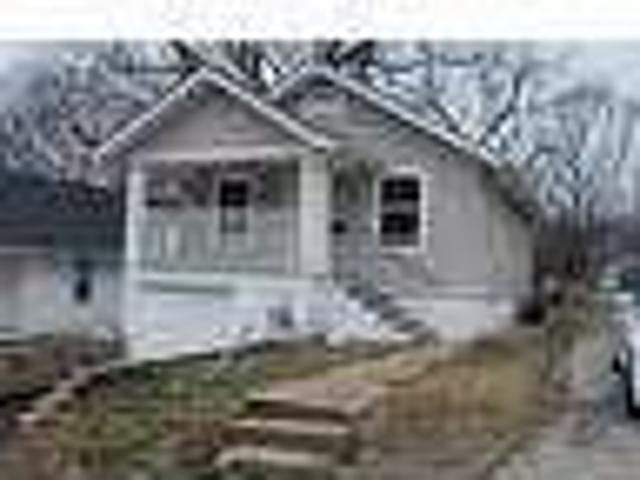 2 bedroom in Kansas City MO 64130