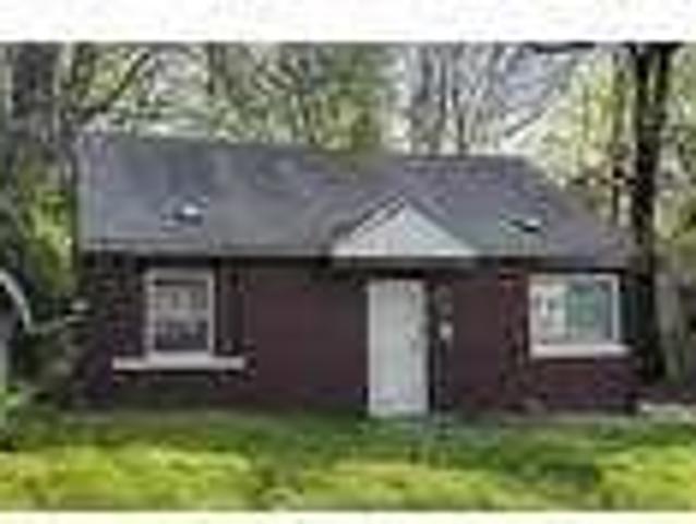 2 bedroom in Kansas City MO 64132
