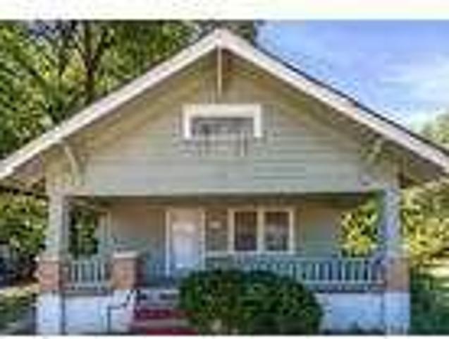 2 bedroom in Kansas City Missouri 64130
