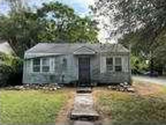 2 bedroom in Kansas City Missouri 64130