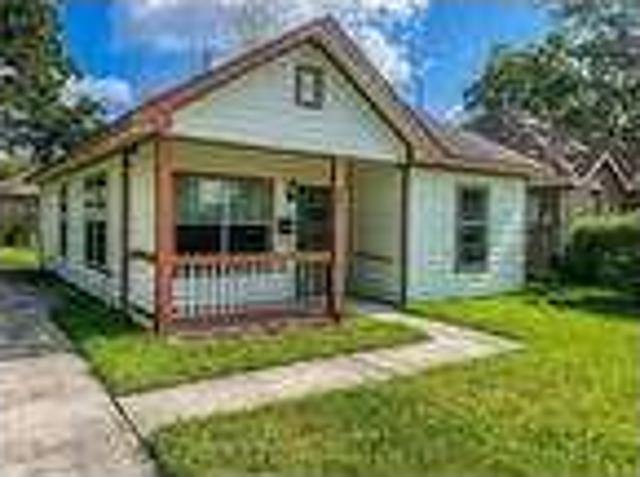 2 bedroom in Houston Texas 77051