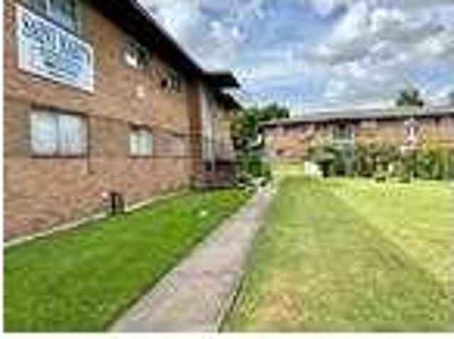 2 bedroom in Houston Texas 77012