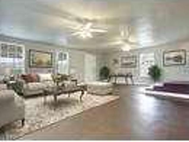 2 bedroom in Houston Texas 77022