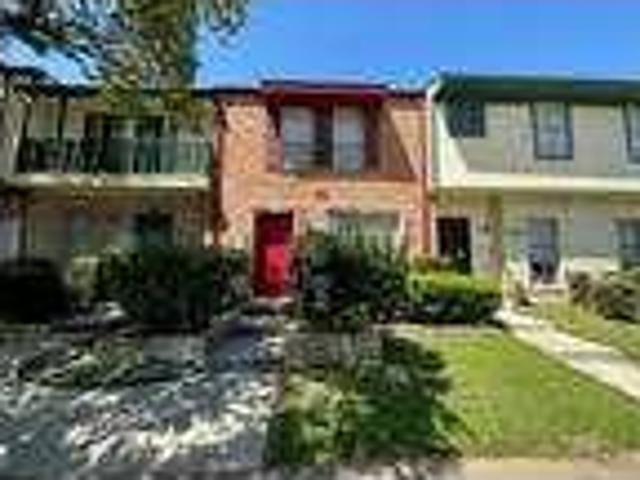 2 bedroom in Houston TX 77071