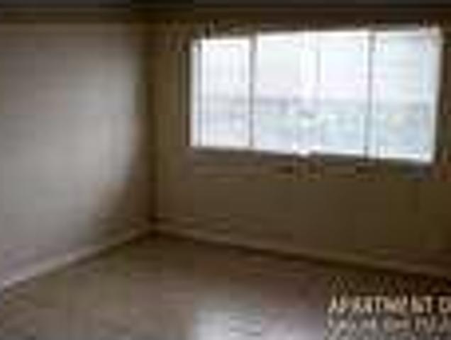 2 bedroom in Houston TX 77081