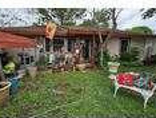 2 bedroom in Houston TX 77017