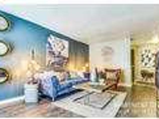 2 bedroom in Houston TX 77015