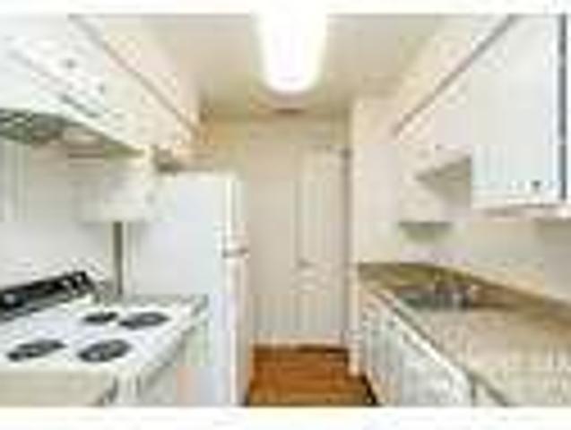 2 bedroom in Houston TX 77015