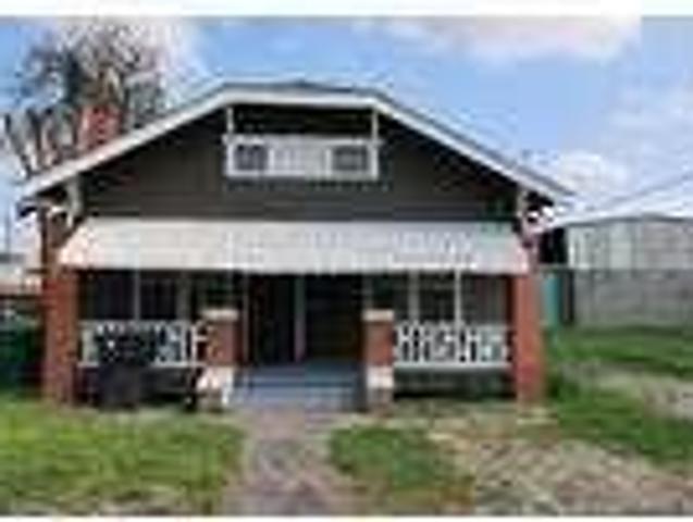 2 bedroom in Houston TX 77026