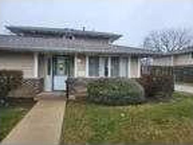 2 bedroom in Hanover Park IL 60133