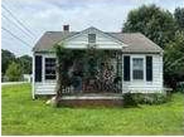 2 bedroom in High Point North Carolina 27265