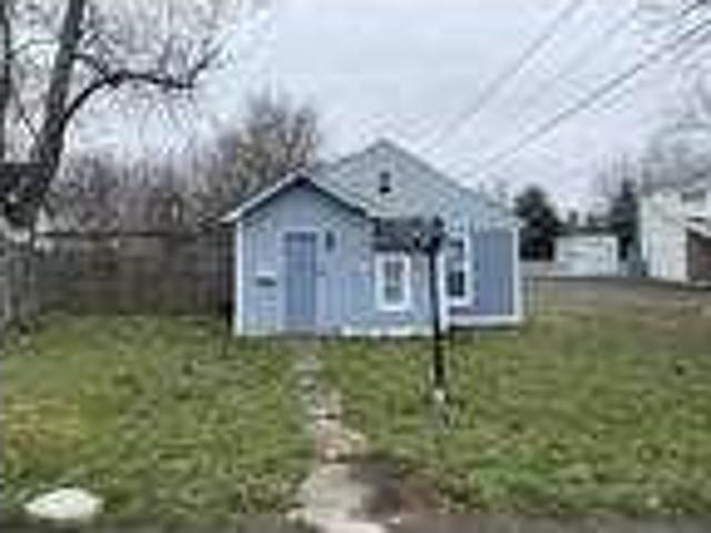 2 bedroom in Indianapolis IN 46203