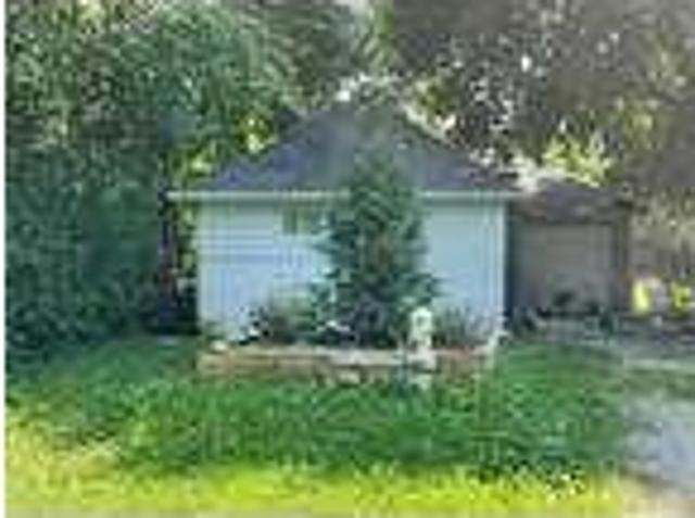 2 bedroom in Indianapolis Indiana 46203