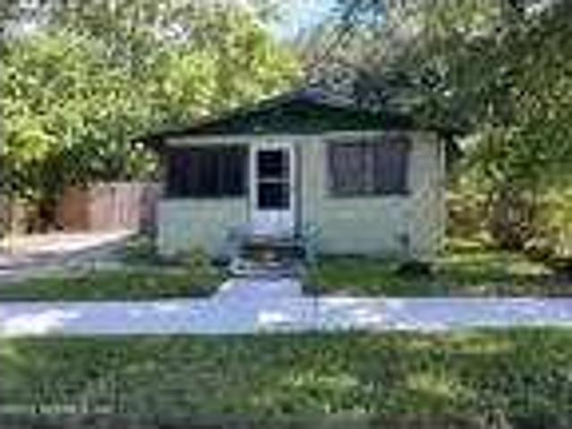 2 bedroom in Jacksonville Florida 32209