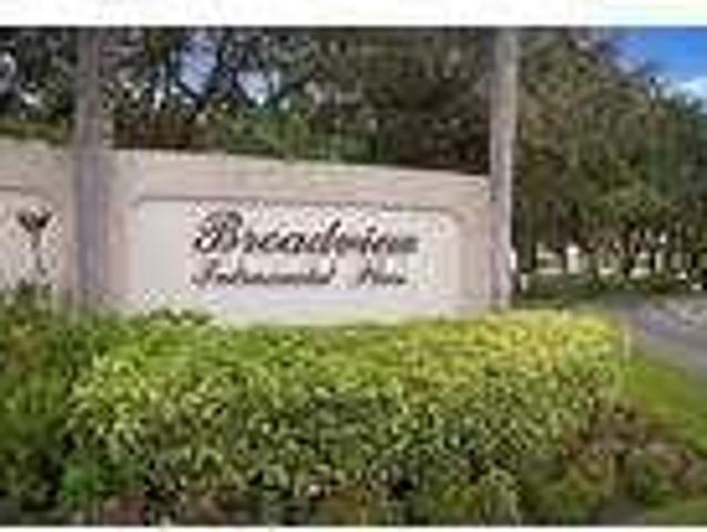 2 bedroom in Jupiter Florida 33469