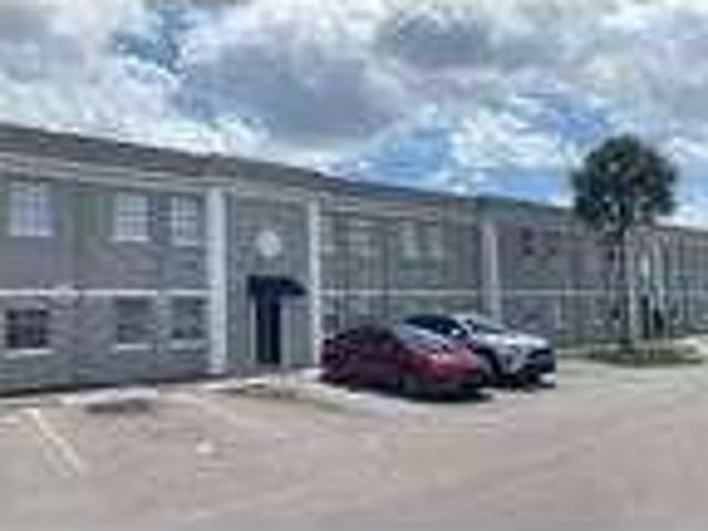 2 bedroom in Orlando FL 32805