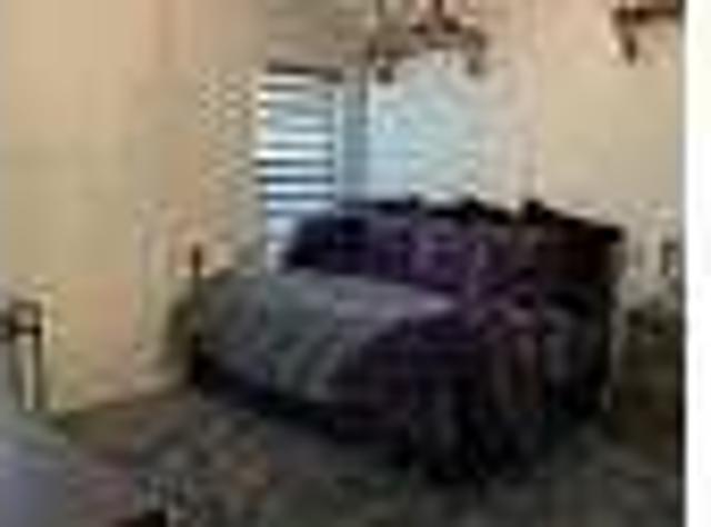 2 Bedroom In Los Angeles CA 91206