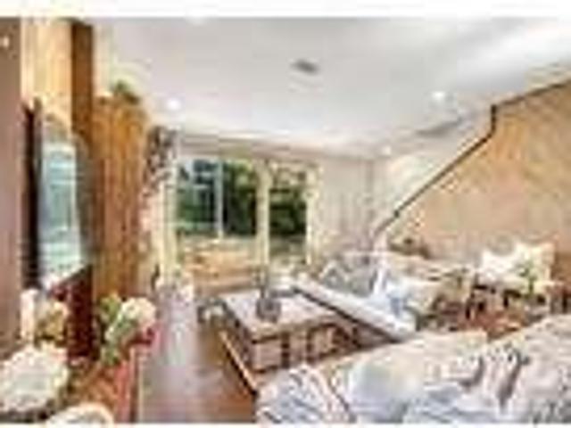 2 bedroom in Laguna Beach California 92651