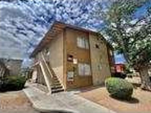 2 bedroom in Las Vegas Nevada 89119