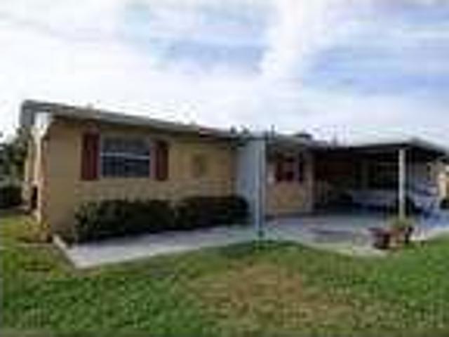 2 bedroom in Lehigh Acres FL 33936