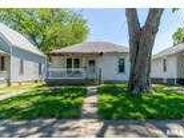 2 bedroom in Lincoln Illinois 62656
