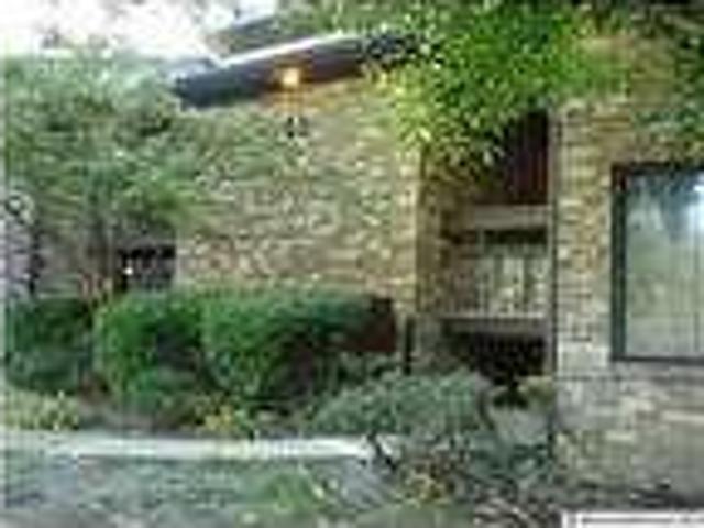2 bedroom in Manalapan New Jersey 07726