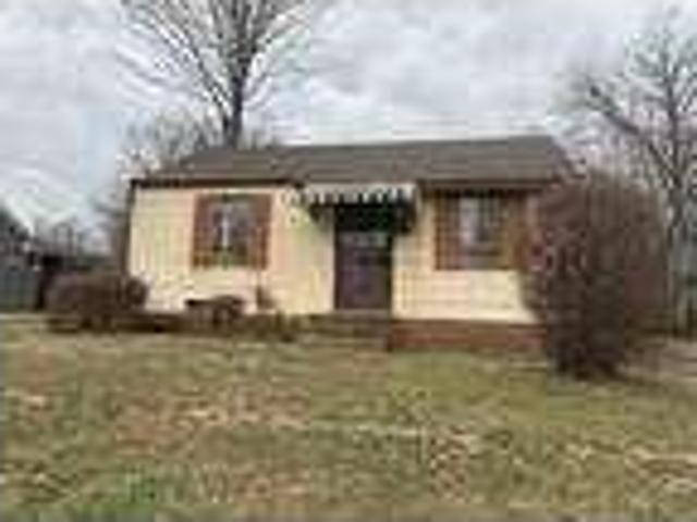 2 bedroom in Memphis TN 38106