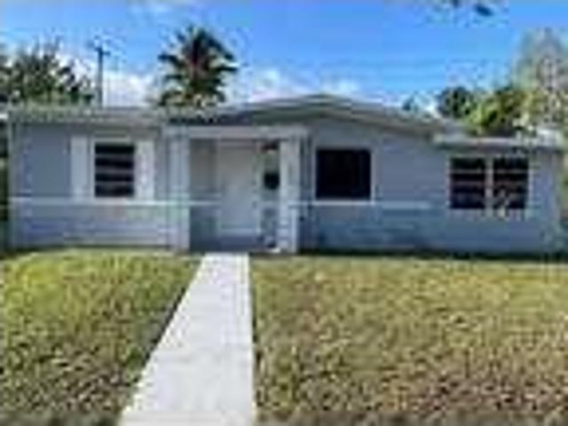 2 bedroom in North Miami FL 33168