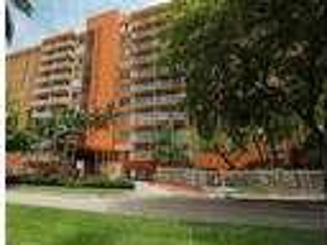 2 bedroom in North Miami Florida 33181