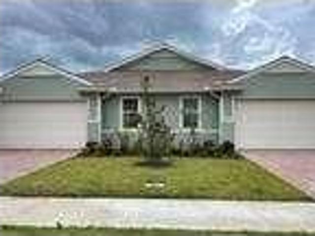 2 bedroom in Naples Florida 34114