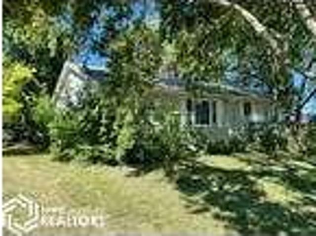 2 bedroom in Nevada Iowa 50201