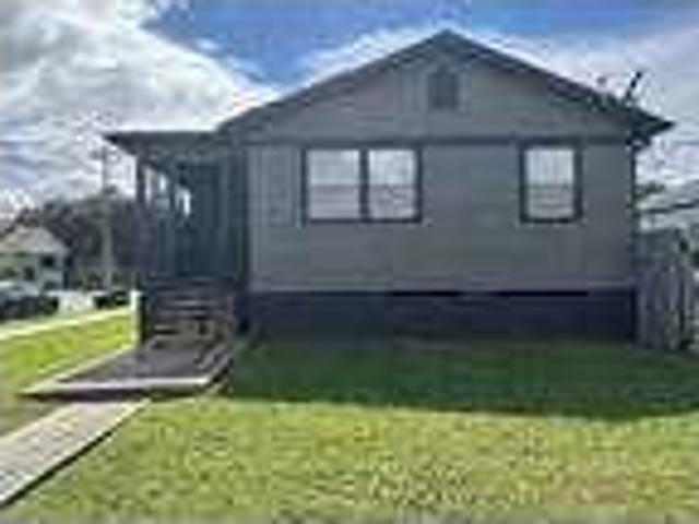 2 bedroom in New Orleans LA 70122