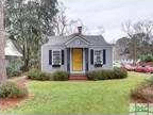 2 bedroom in Savannah Georgia 31405