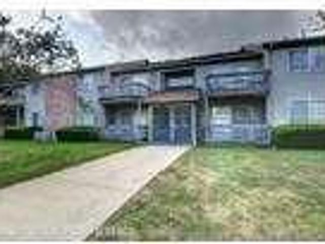 2 bedroom in Savoy IL 61874