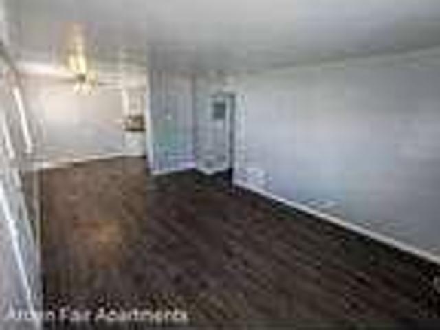 2 bedroom in Sacramento CA 95815