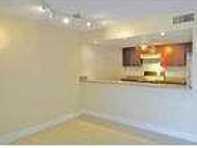 2 bedroom in Saint Petersburg FL 33712