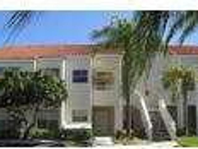 2 bedroom in Saint Petersburg FL 33715