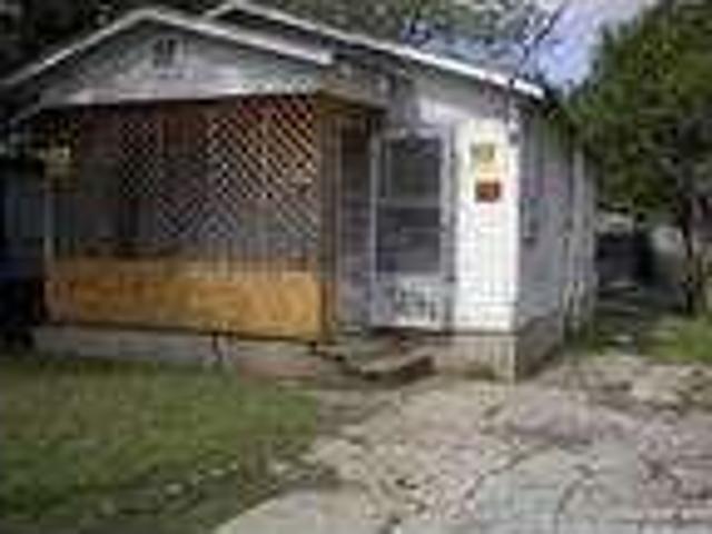 2 bedroom in San Antonio TX 78207