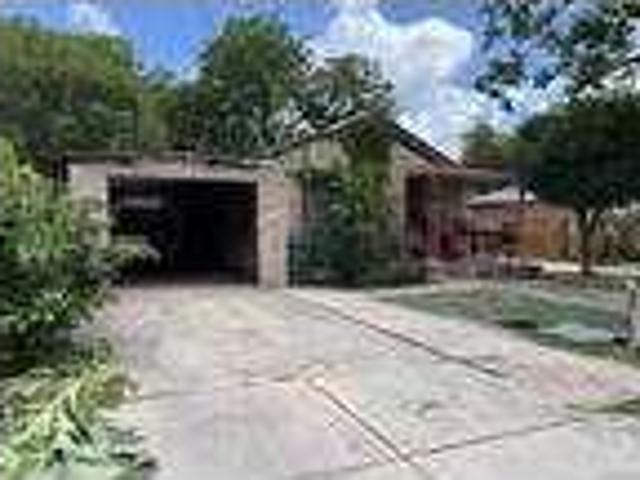 2 bedroom in San Antonio TX 78225