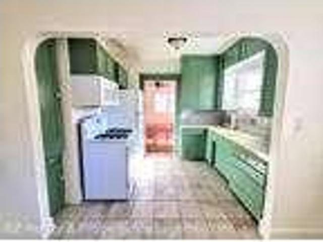 2 bedroom in San Diego CA 92104