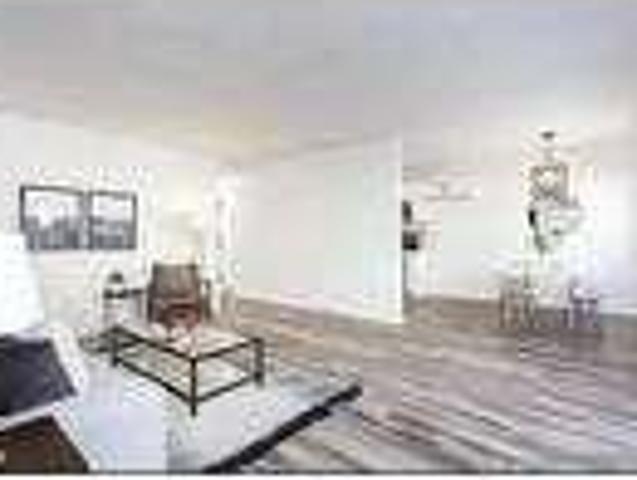2 bedroom in San Diego CA 92117