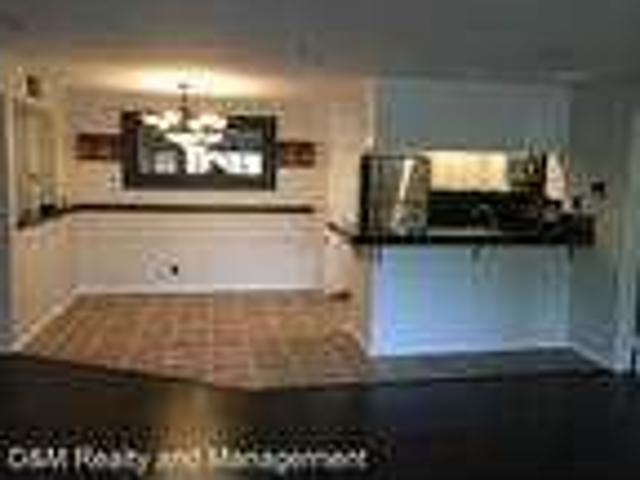 2 bedroom in San Diego CA 92124